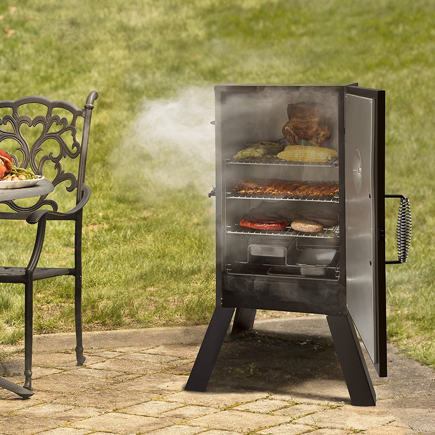 The Definitive Guide To Buying Your First Electric Smoker - Hot ...